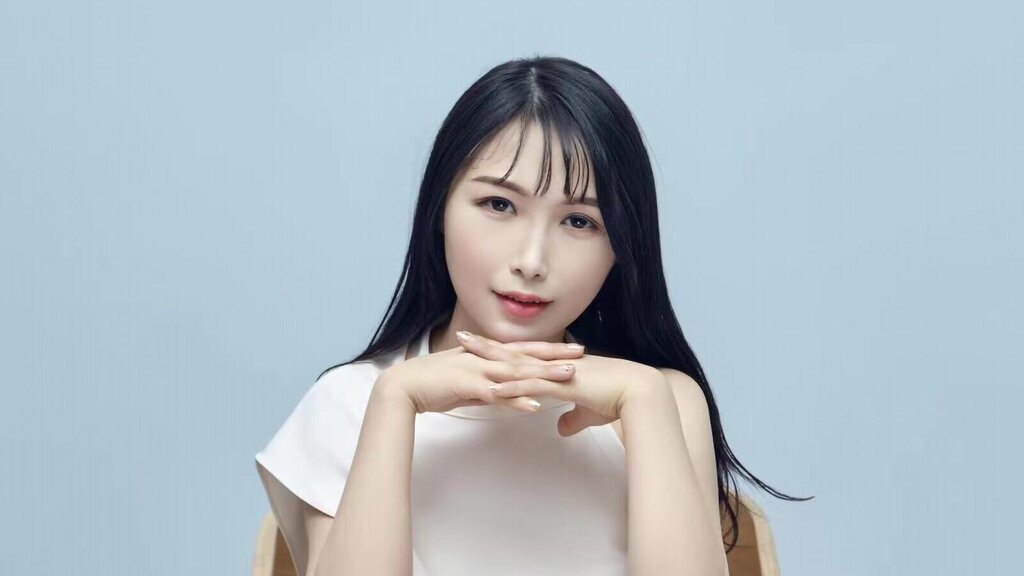 Dont`t miss out on our Female live sex action!